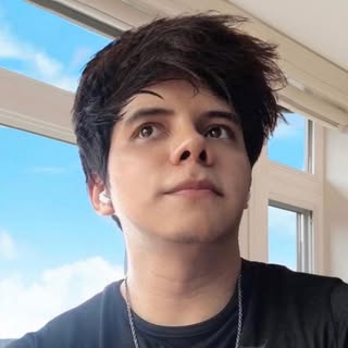 Hola soy Alex Alexdy :)